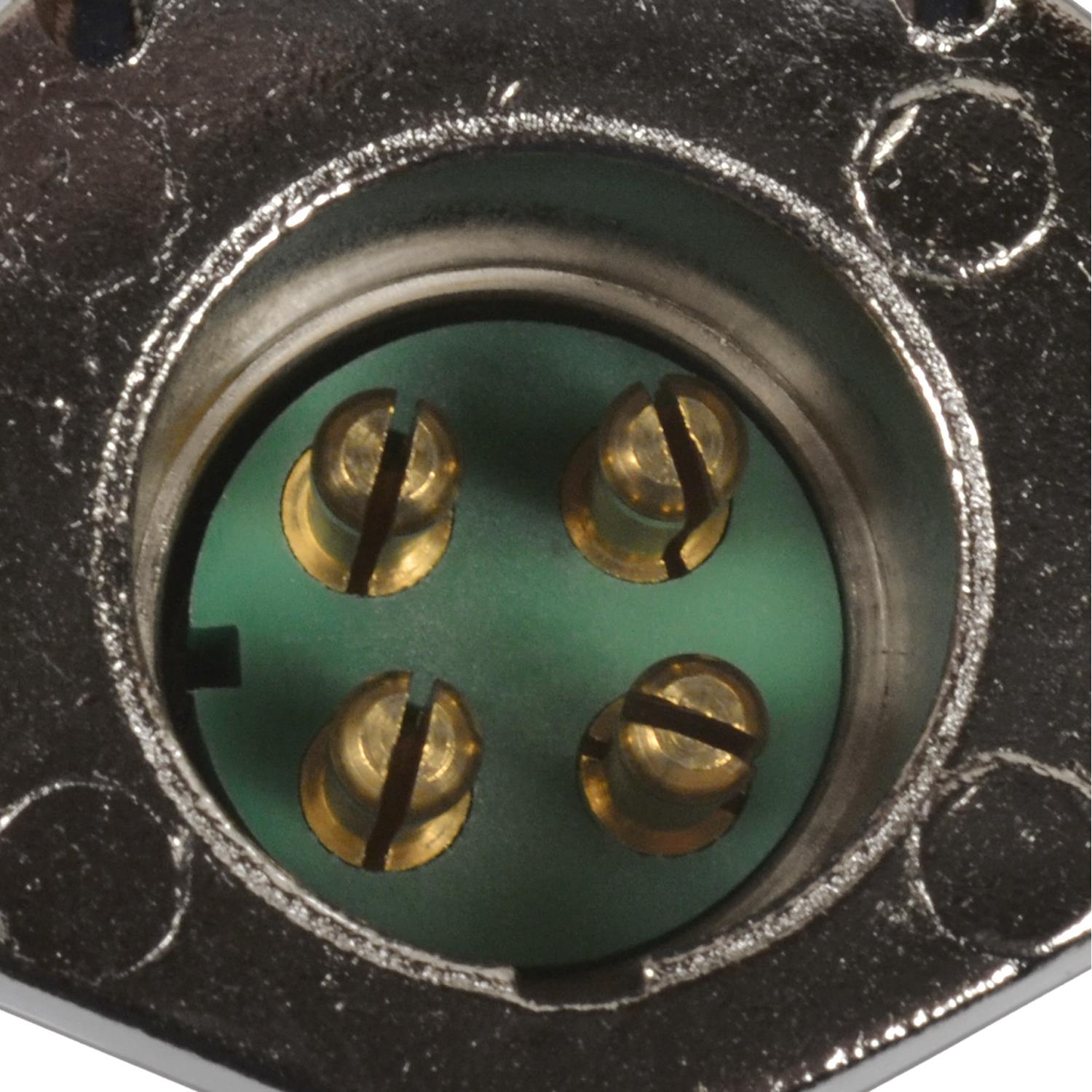 4P-101V - 4 Pole Round Set - Pollak Towing